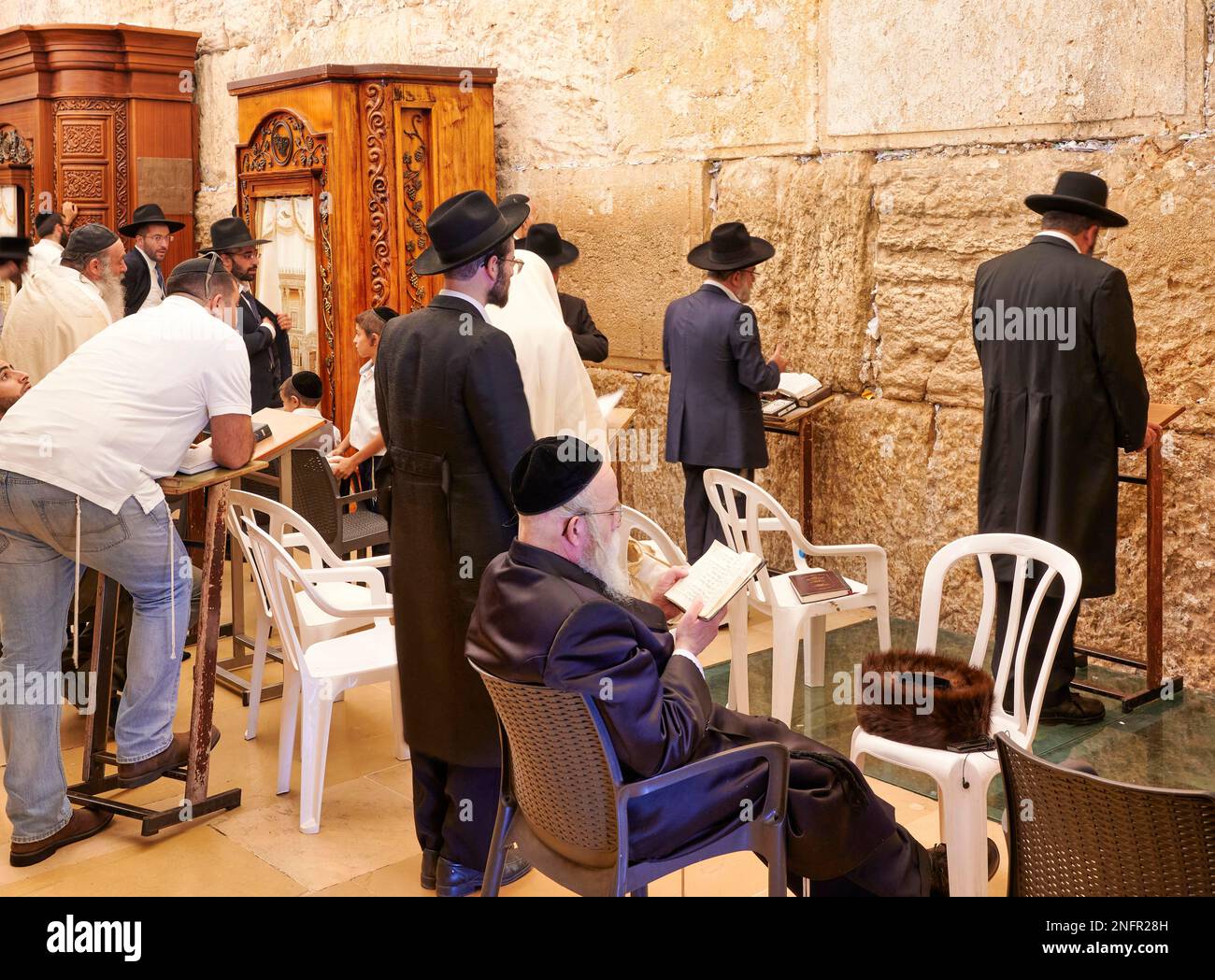 Jerusalem Israel. Orthodox jews praying at the wailing wall Stock Photo ...