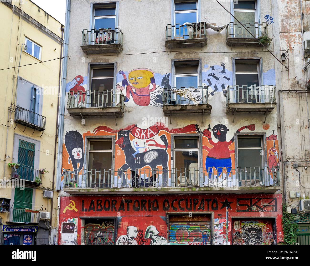 City occupied building hi-res stock photography and images - Alamy