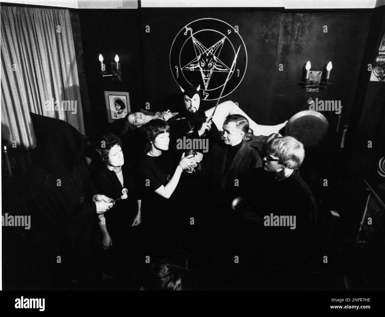 John Raymond and Judith Case were married in San Francisco's Church of ...