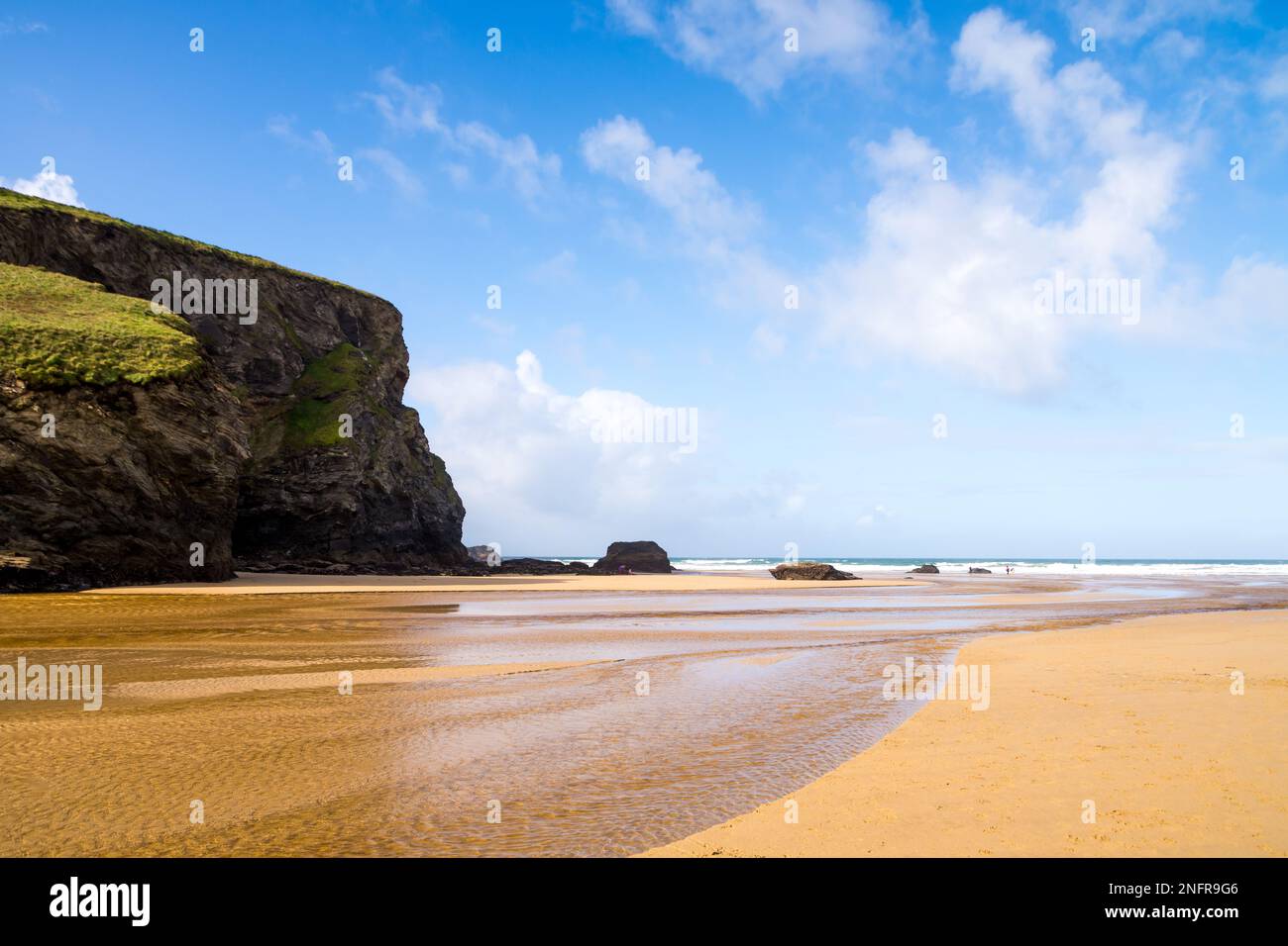 Mawgan Porth Beach near Newquay Cornwall England Stock Photo - Alamy