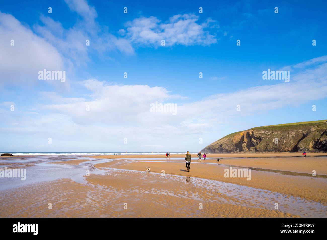 Mawgan Porth Beach near Newquay Cornwall England Stock Photo - Alamy