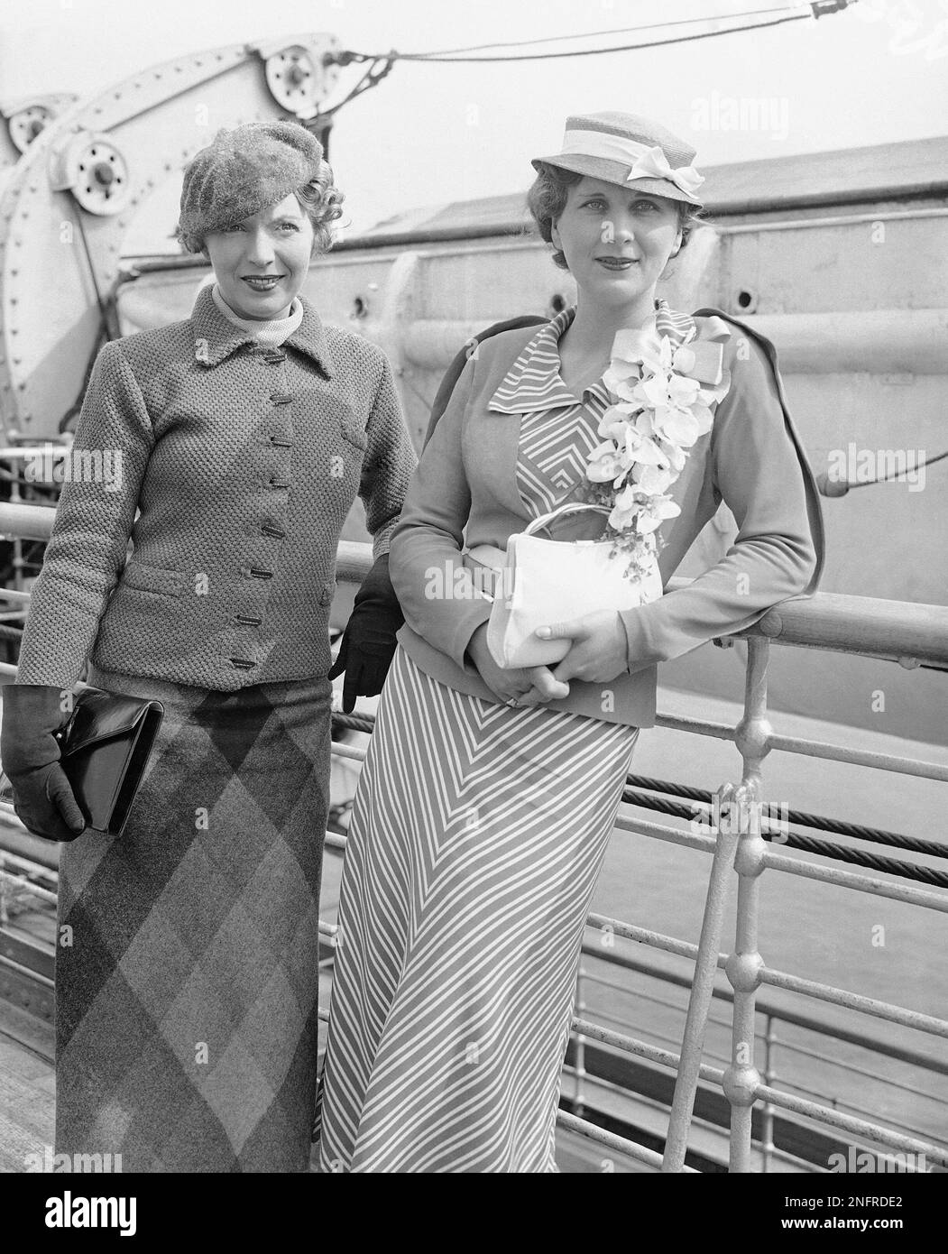 Ina Claire, left, American actress, and Diana Wynyard, British film ...
