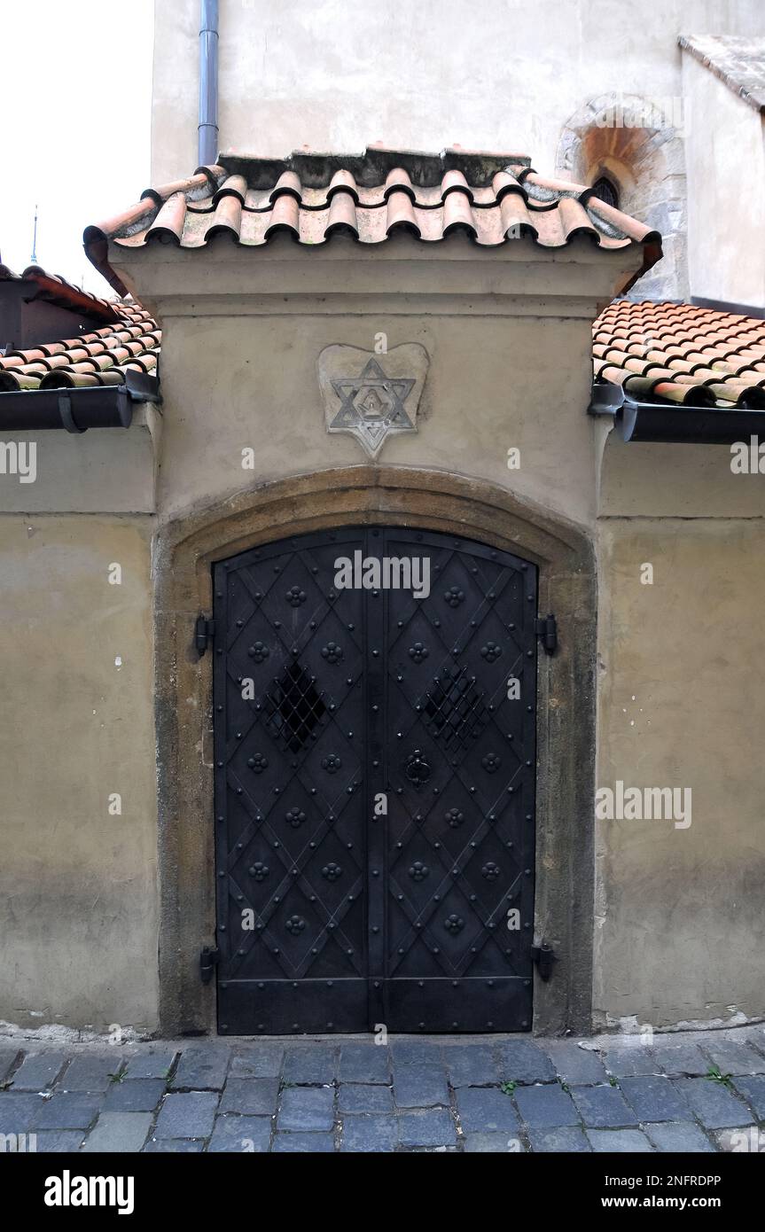 Old New Synagogue, Staronová synagoga, Prague, Bohemia, Czech Republic ...