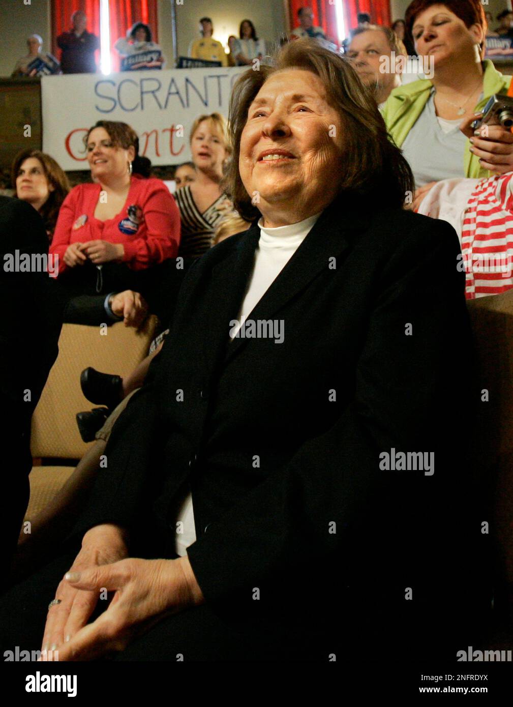 Dorothy Rodham, mother of Democratic presidential hopeful Sen. Hillary ...