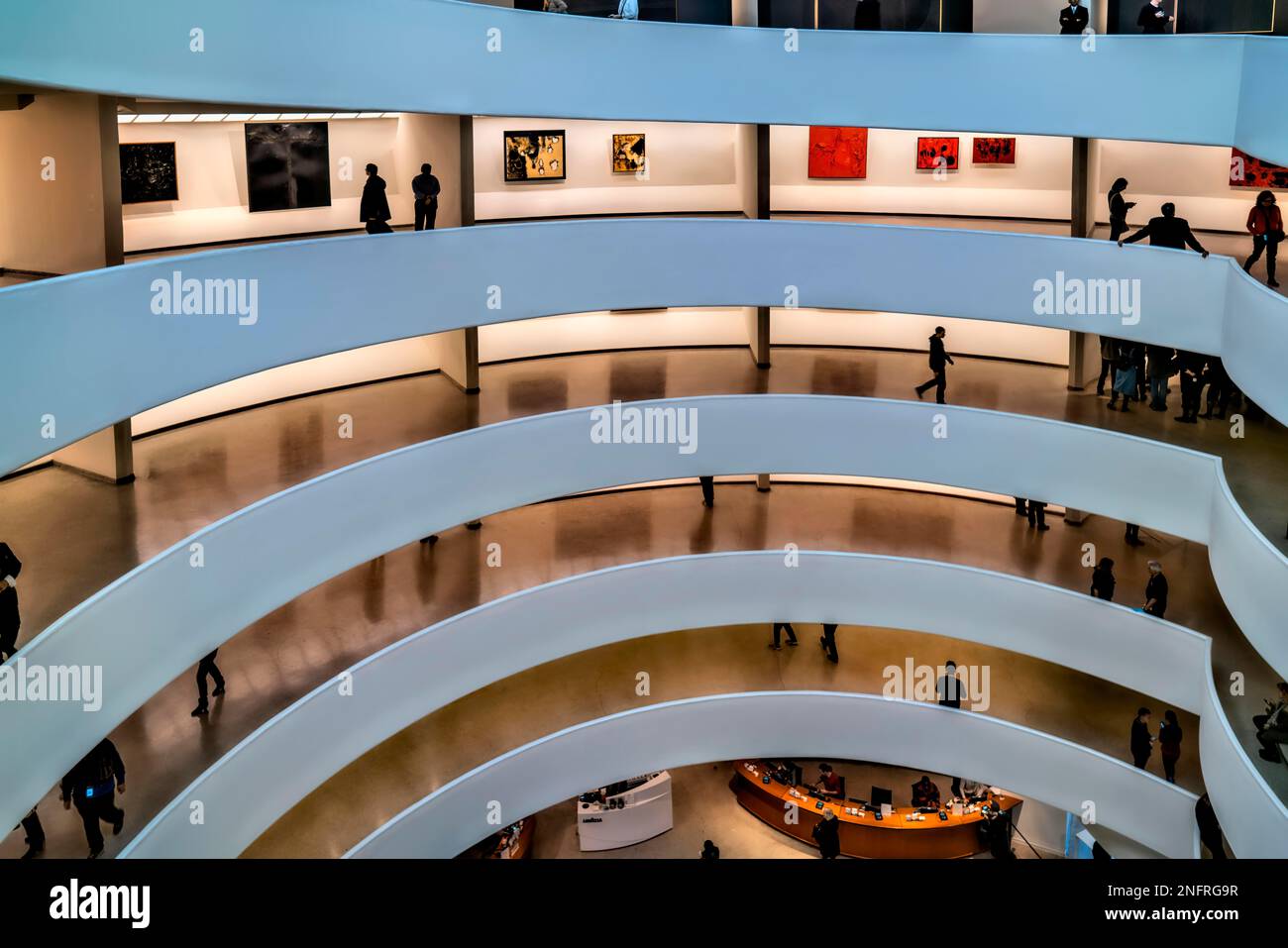 New York. Manhattan. Solomon Guggenheim Museum Stock Photo - Alamy