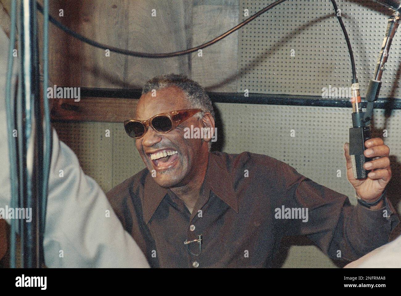 Ray Charles shown at the Larabee Studios in Los Angeles Jan. 4, 1986 ...