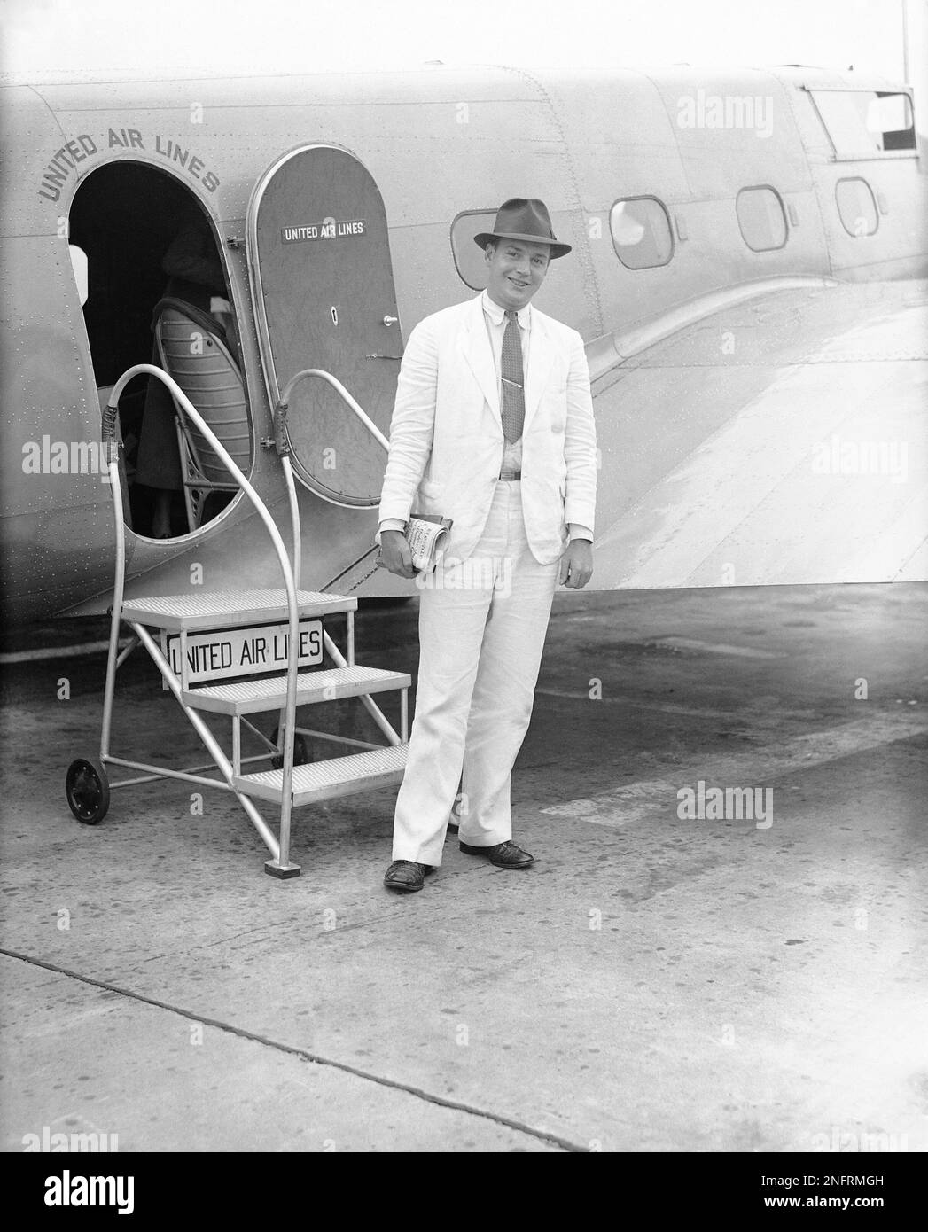 Winthrop Rockefeller arrived in Newark Airport, Newark, N.J., Aug. 19 ...