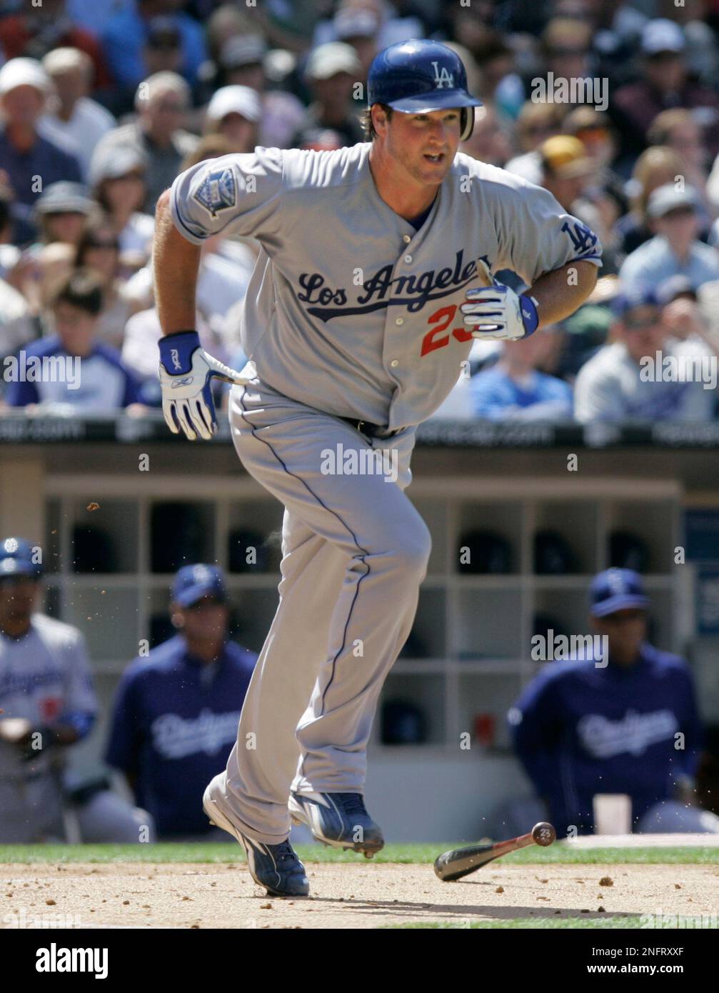 Los Angeles Dodgers' Derek Lowe in a baseball game Sunday April 6, 2008 ...