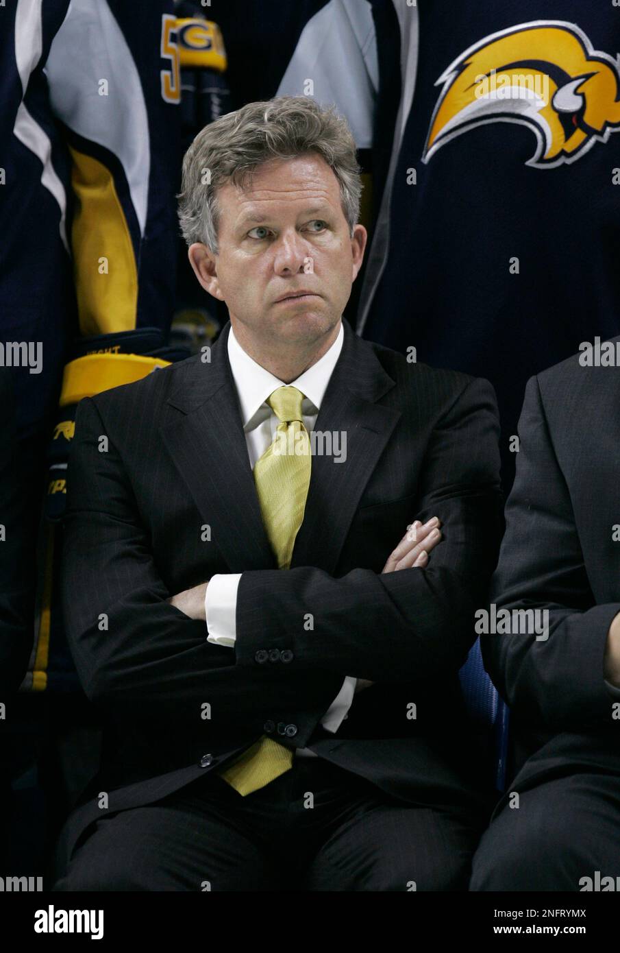 Buffalo Sabres managing partner Larry Quinn poses for a team photo ...