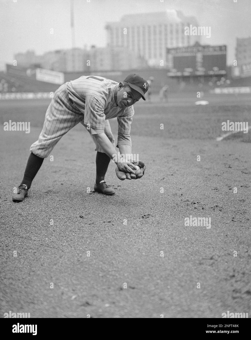 New York Yankees' infielder Joe Sewell is shown, Sept. 16, 1932. (AP ...