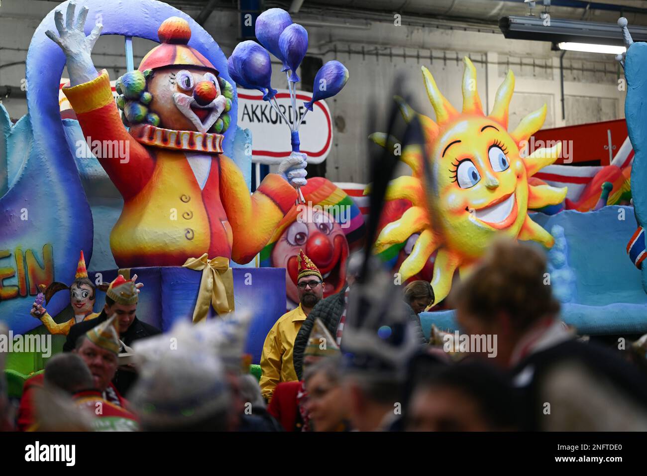 Duesseldorf, Germany. 17th Feb, 2023. Recken celebrate the topping-out ...