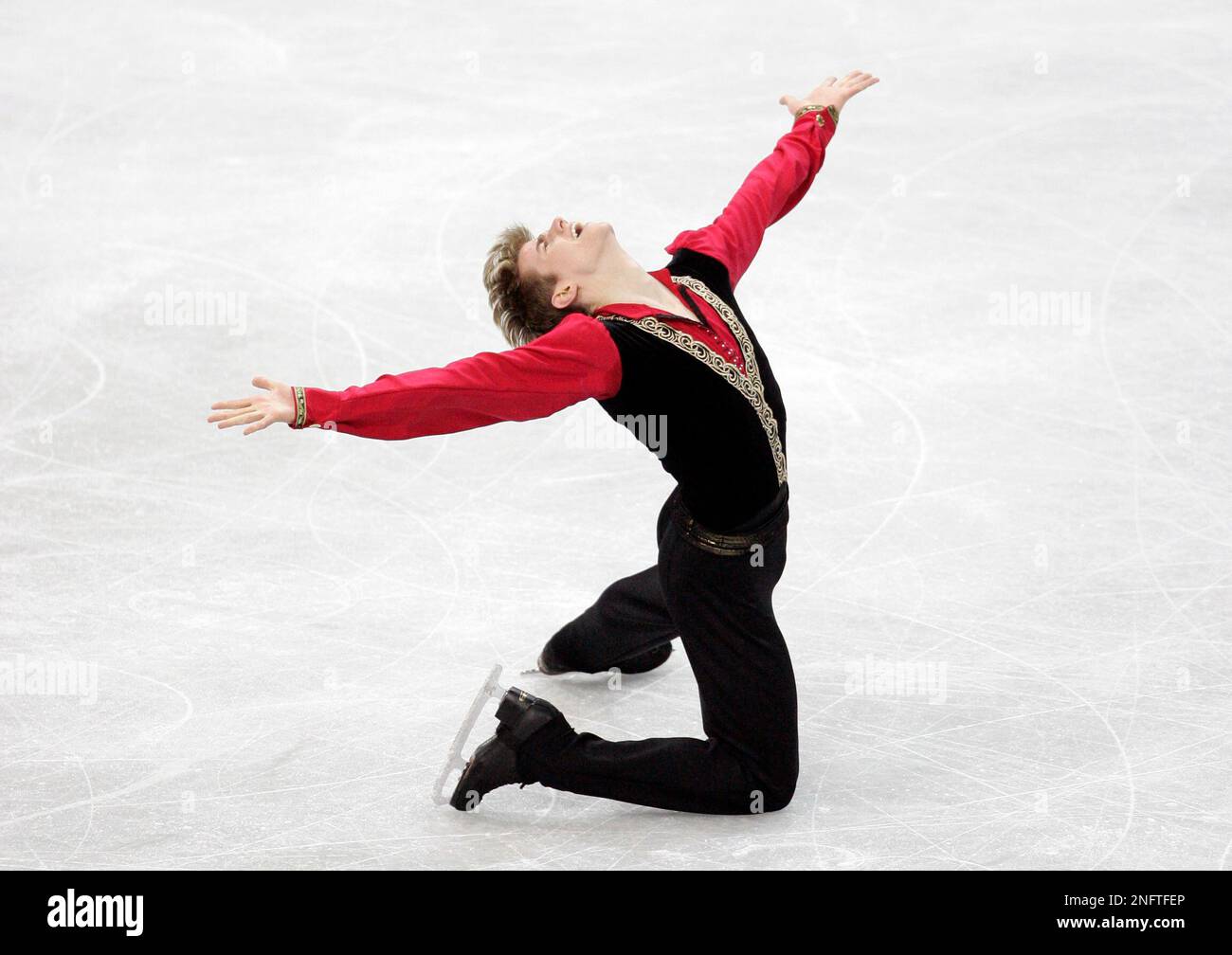 Canada's Jeffrey Buttle performs his free men skating program on the ...
