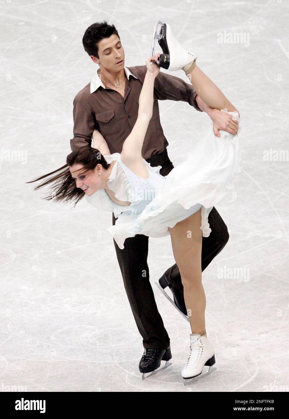 Canada's Tessa Virtue and Scott Moir perform their ice dancing free ...