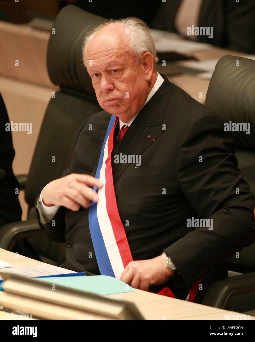 Conservative Marseille mayor Jean-Claude Gaudin, straightens his French ...