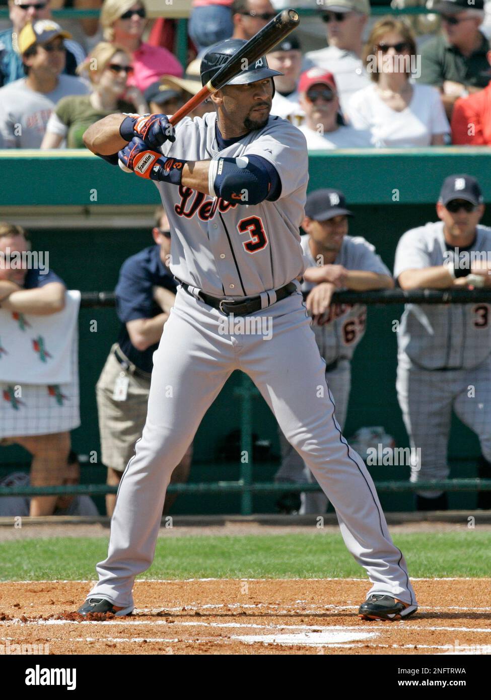 Detroit Tigers outfielder Gary Sheffield bats against the Pittsburgh ...