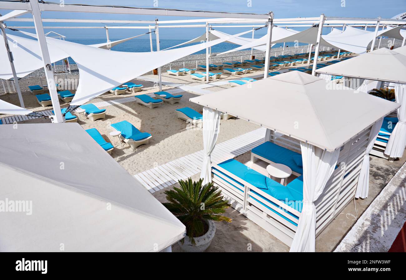 Sandy sea beach hi-res stock photography and images - Alamy