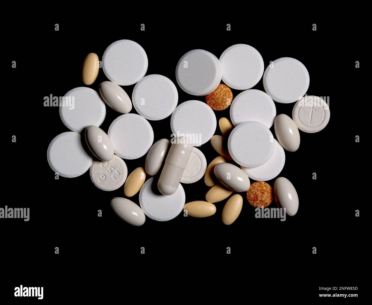 Many different types capsules pills hi-res stock photography and images ...