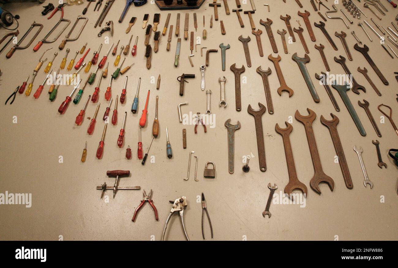 Werkzeug ist am Donnerstag, 28. Februar 2008, im ehemaligen ...