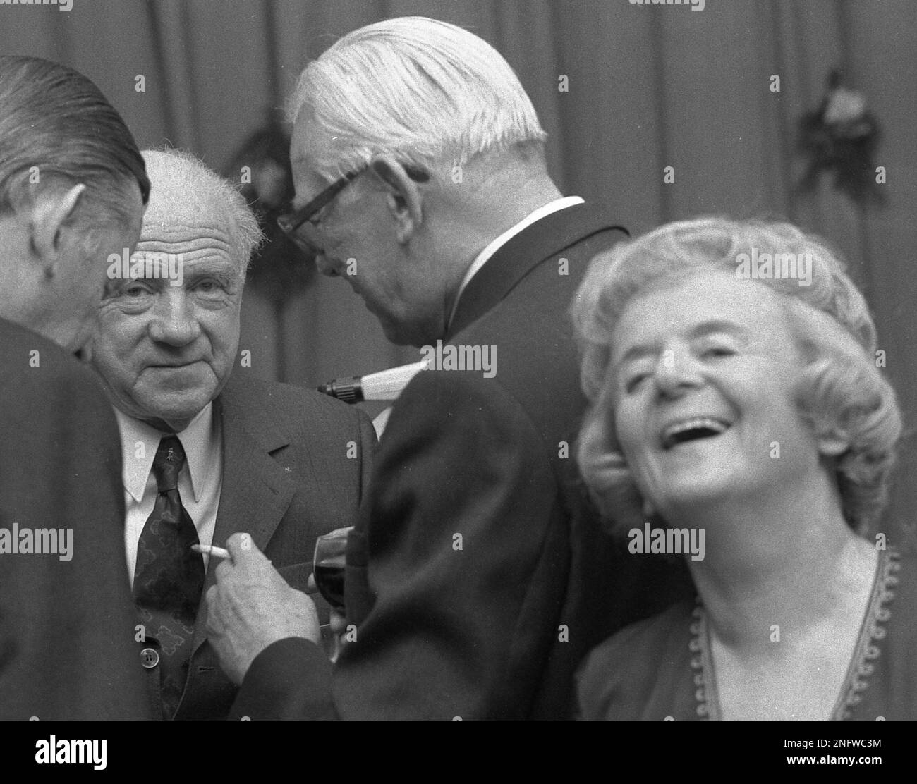 Nobel laurate physicist Prof. Dr. Werner Heisenberg, center, talks with ...