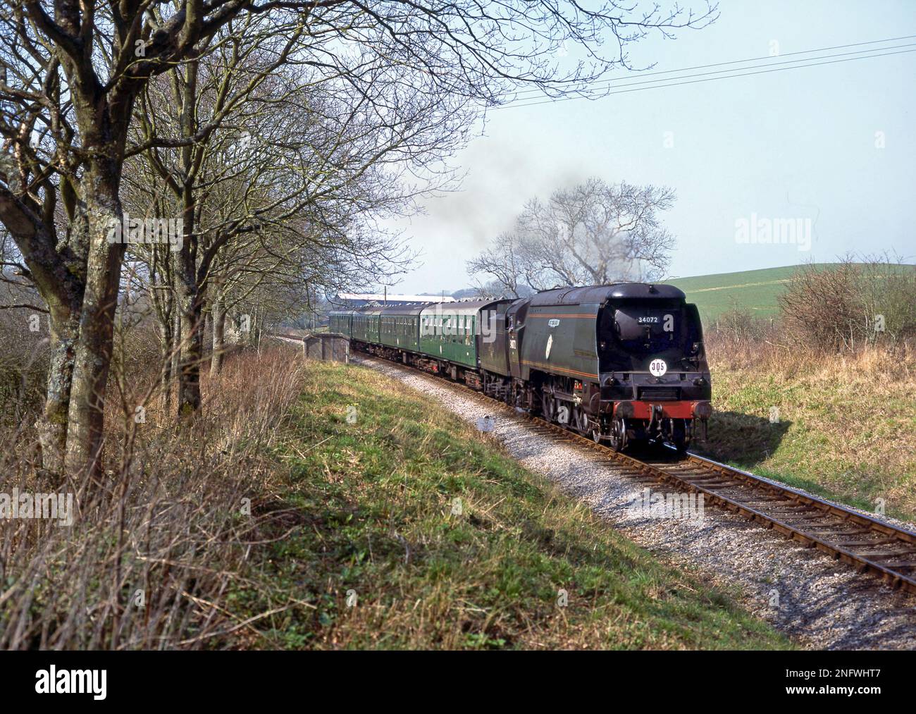 Battle of Britain Class 34072 257 Squadron passing New Barn on the ...