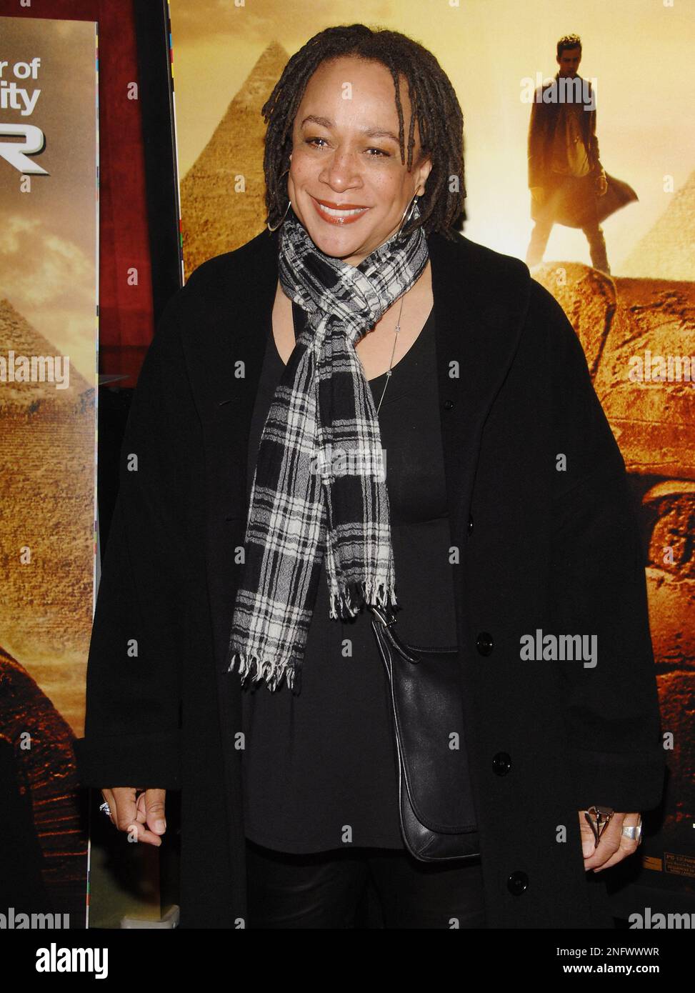 Actress S. Epatha Merkerson attends the premiere of "Jumper" at the ...