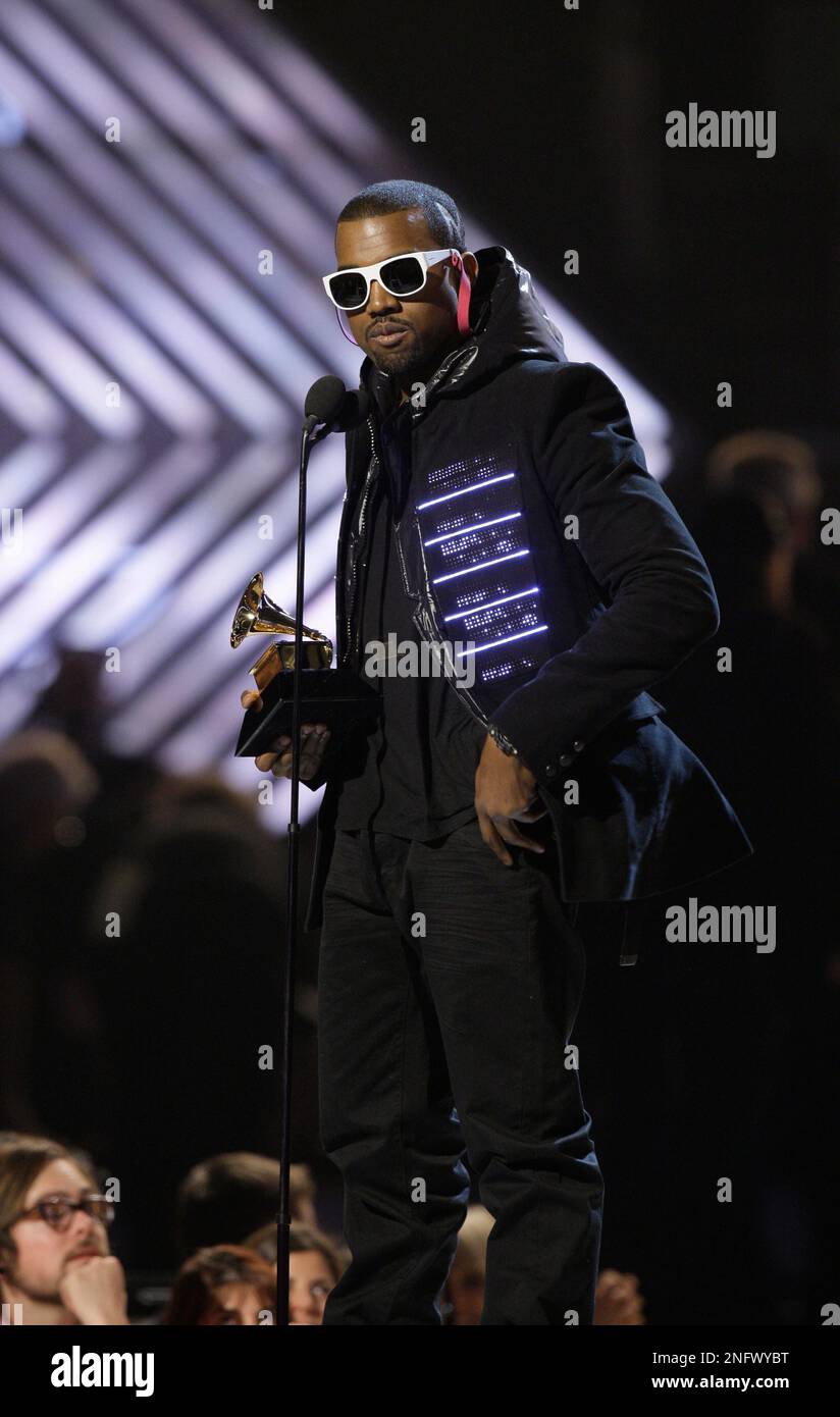 Kanye West accepts the award for best rap album for “Graduation” at the ...
