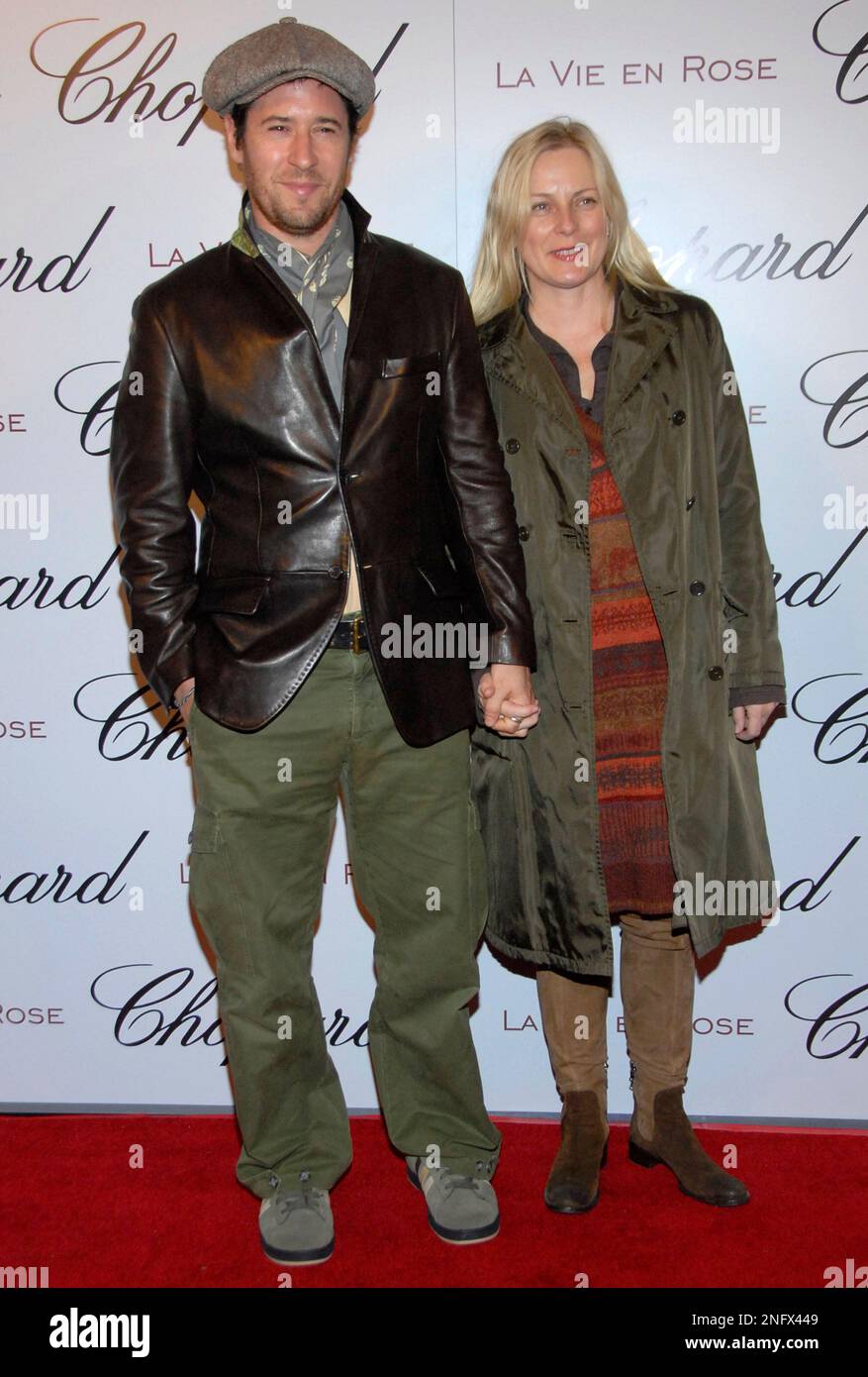 Actor Rob Morrow, left, and his wife, Debbon Ayer, pose on the press ...
