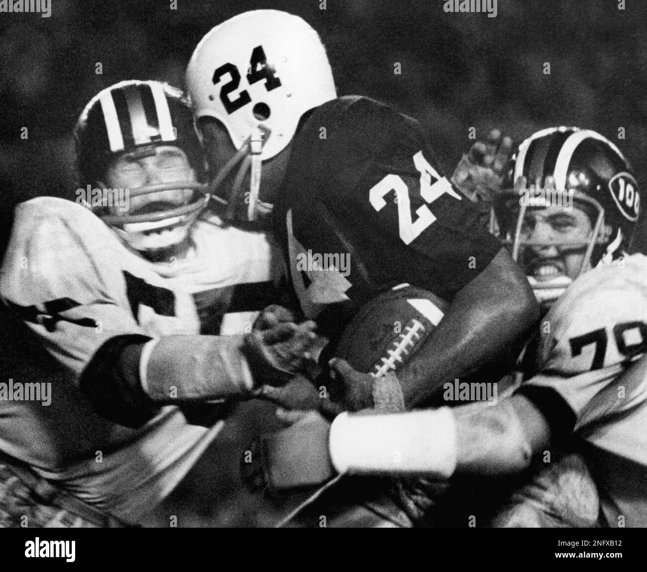 Penn State's Charlie Pittman (24) slams into Missouri's Steve Lundholm ...