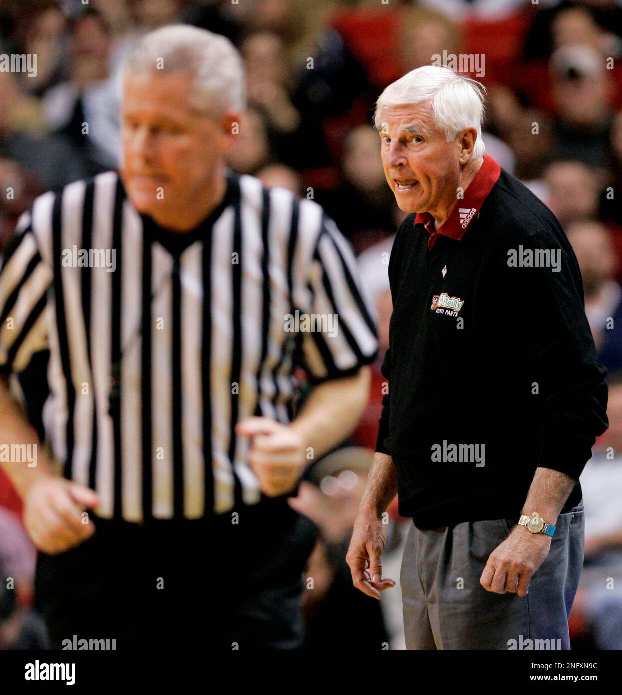 Texas Tech basketball coach Bob Knight, right, shouts toward the ...