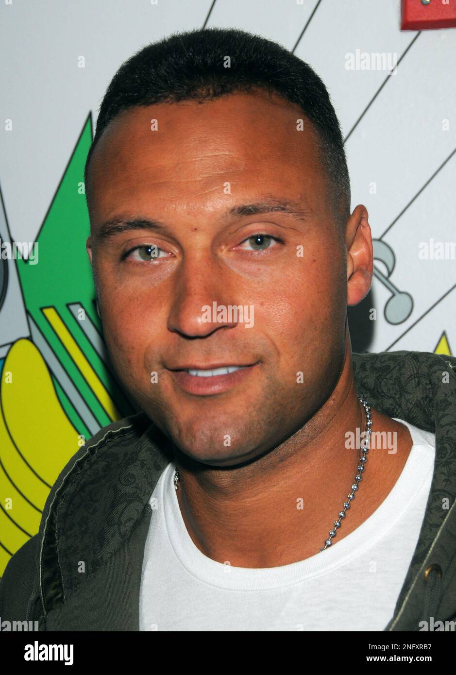 New York Yankees baseball player Derek Jeter makes an appearance at MTV ...