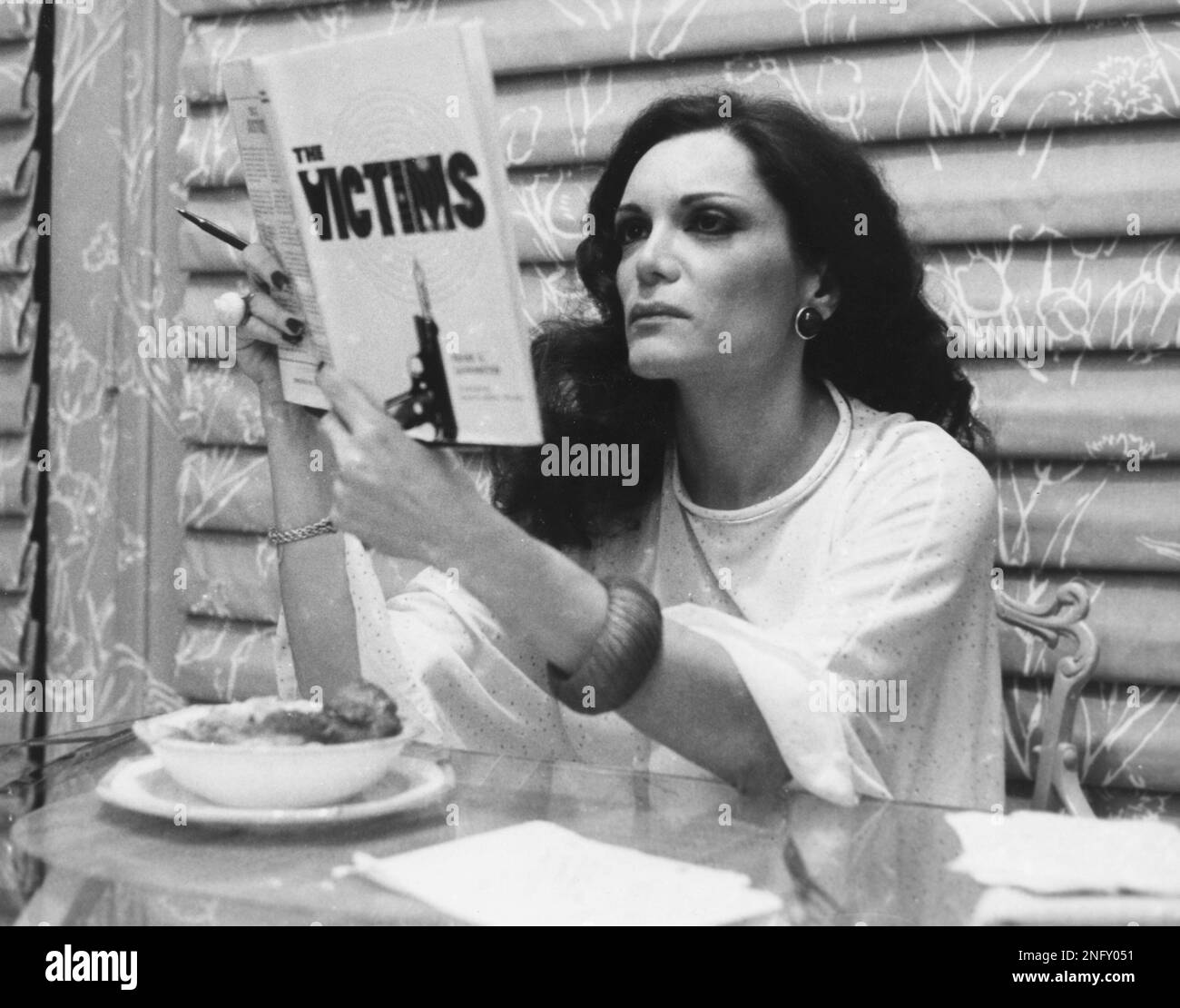 US American pop singer Connie Francis is pictured reading a book "The ...