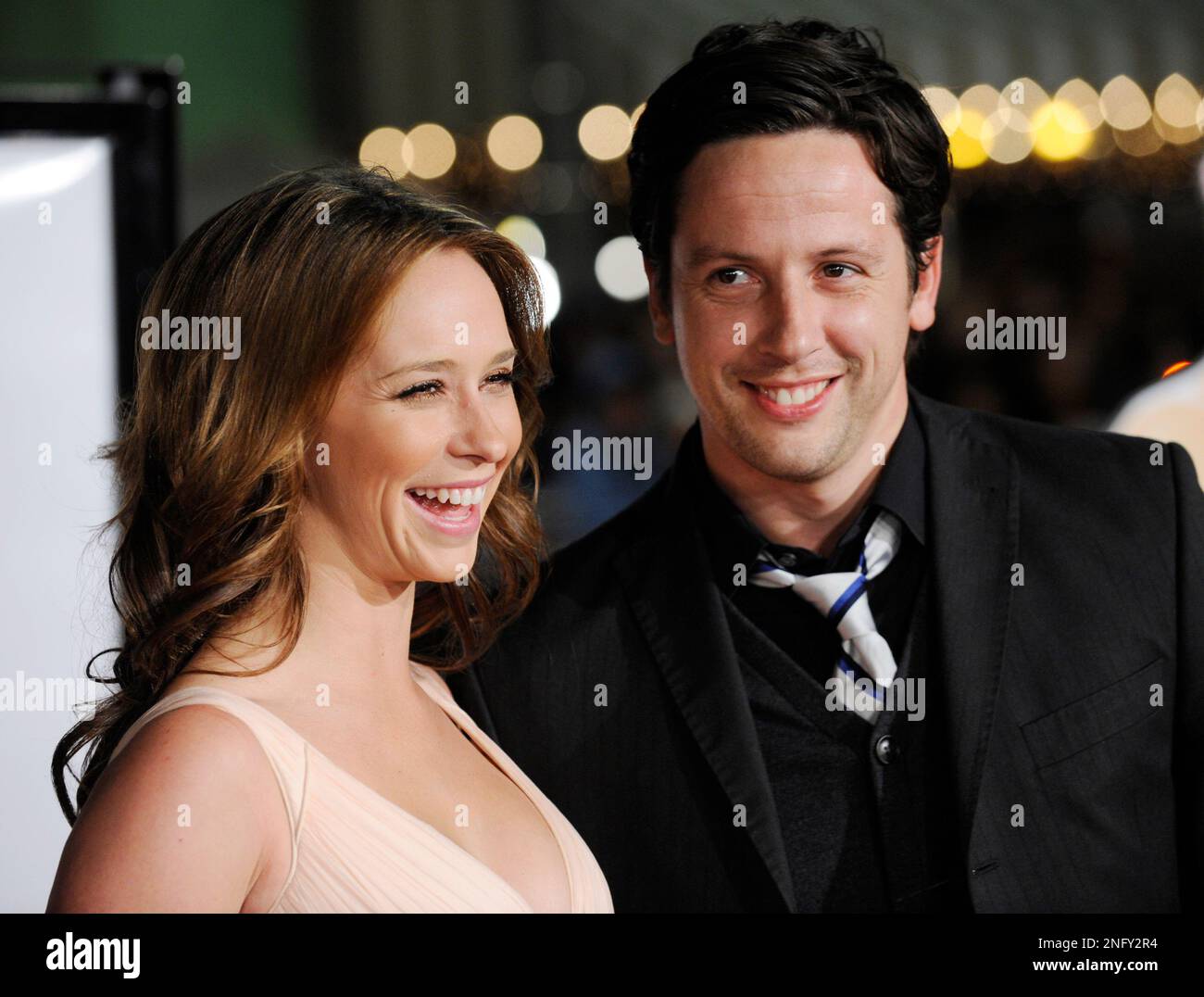 Jennifer Love Hewitt Ross Mccall