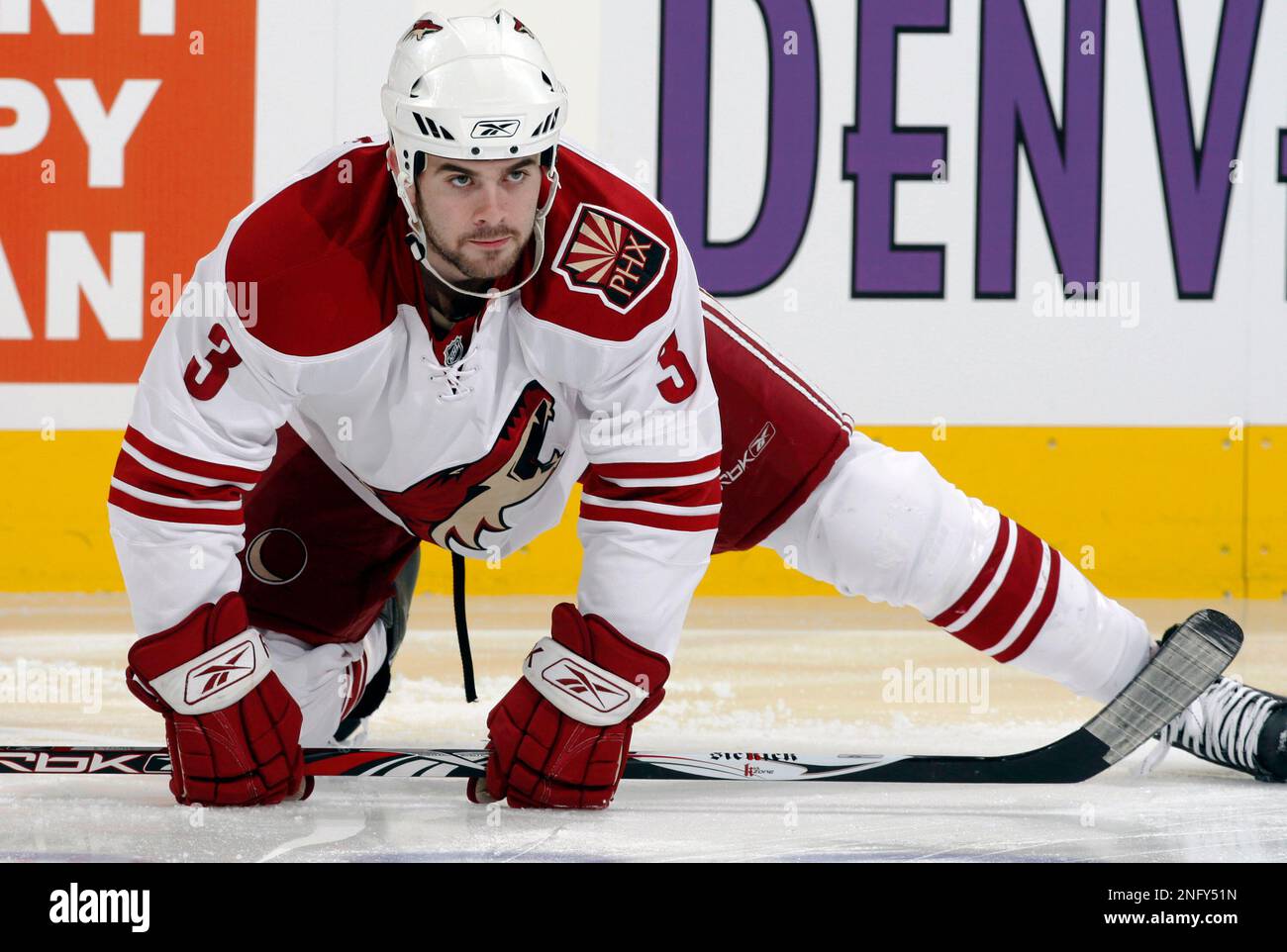 Phoenix Coyotes defenseman Keith Yandle stretches before facing the ...