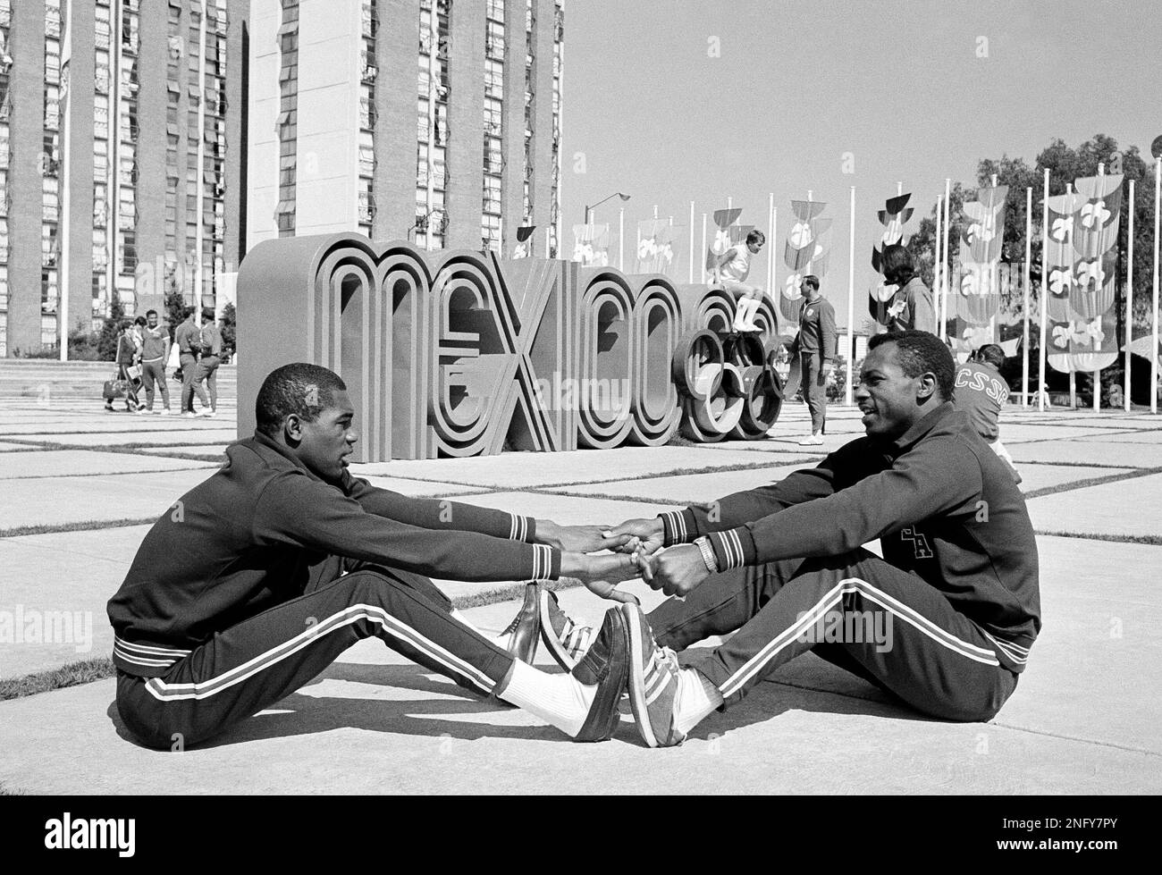 Serious muscle exercises involving members of the U.S. boxing squad at ...