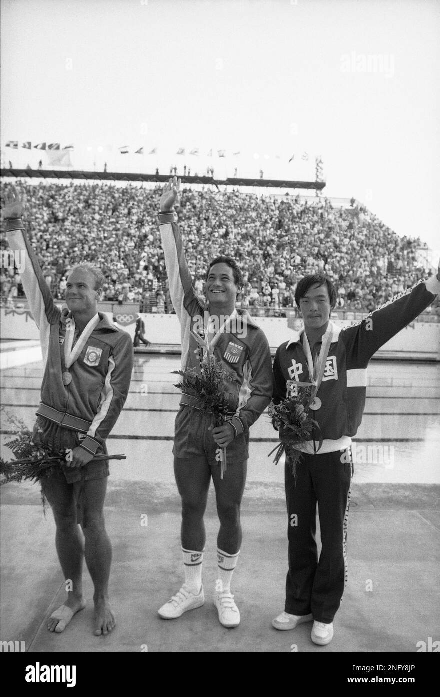 Olympic medalist in the men's springboard diving competition react to ...