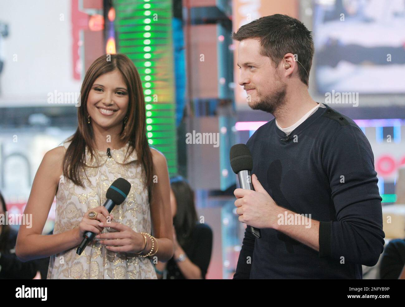 VJ's Lyndsey Rodrigues and Damien Fahey working on set at MTV's Total ...