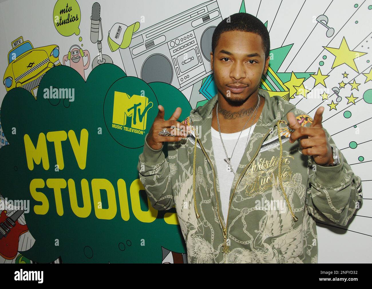Rapper Chingy poses backstage after an appearance on MTV's "Total ...