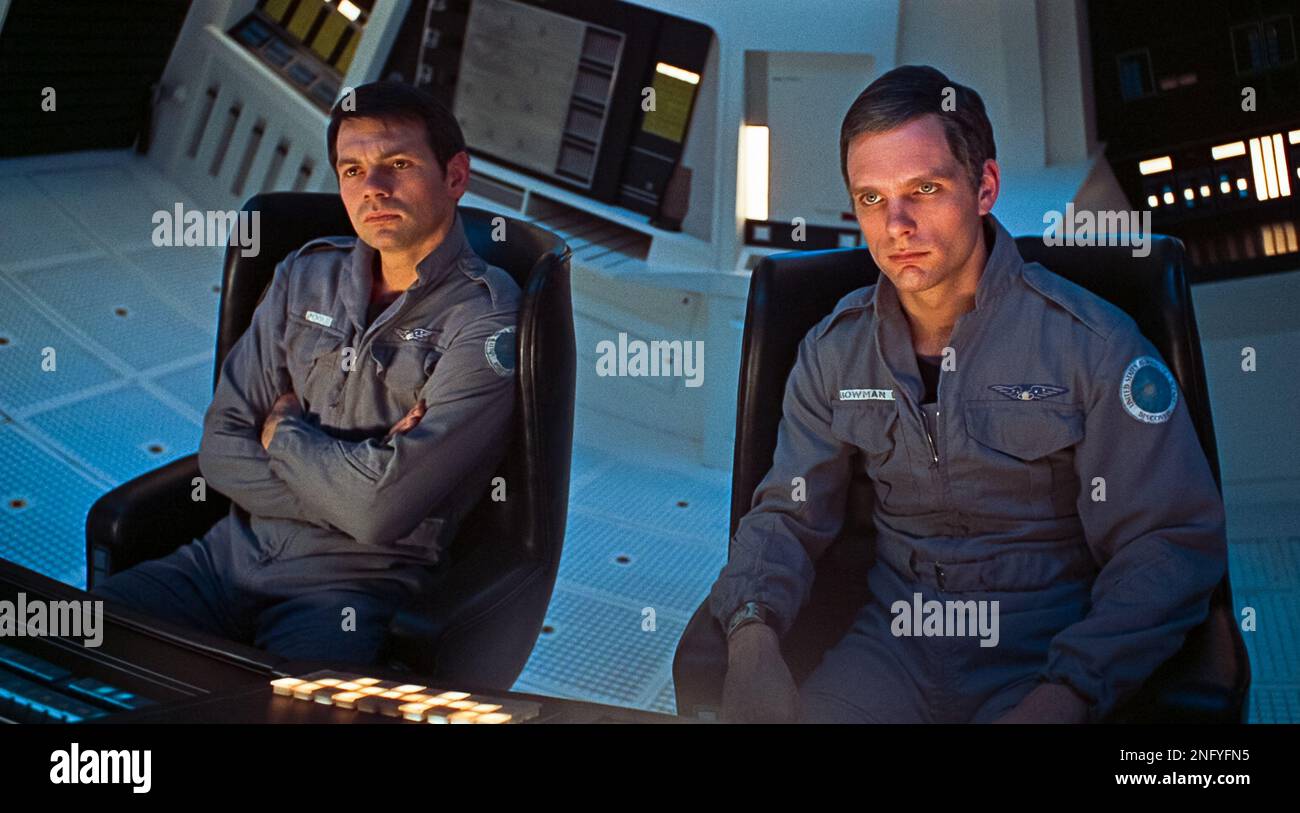 USA. Keir Dullea and Gary Lockwood in a scene from the (C)Metro-Goldwyn ...