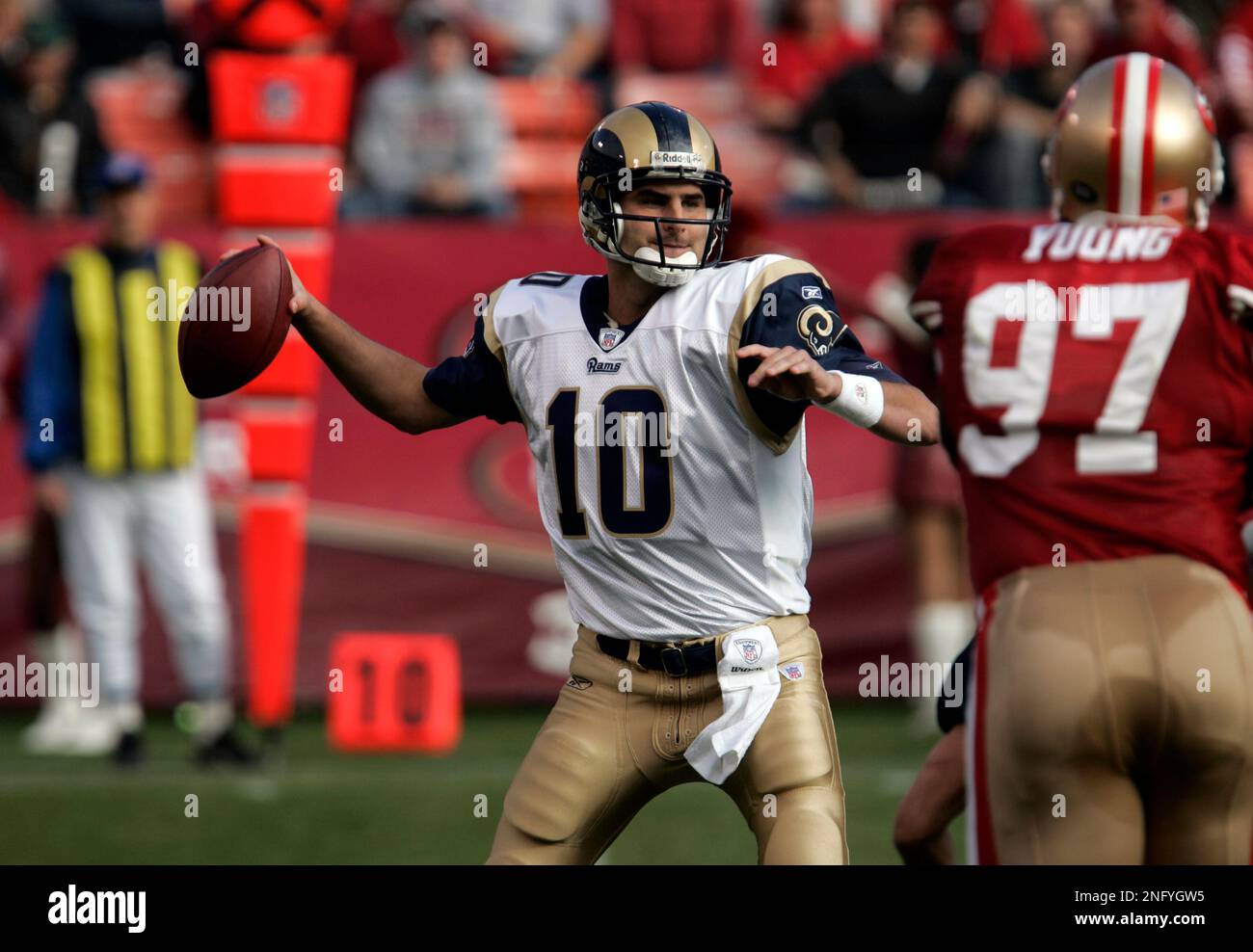 St. Louis Rams quarterback Marc Bulger (10) looks to pass in their NFL ...
