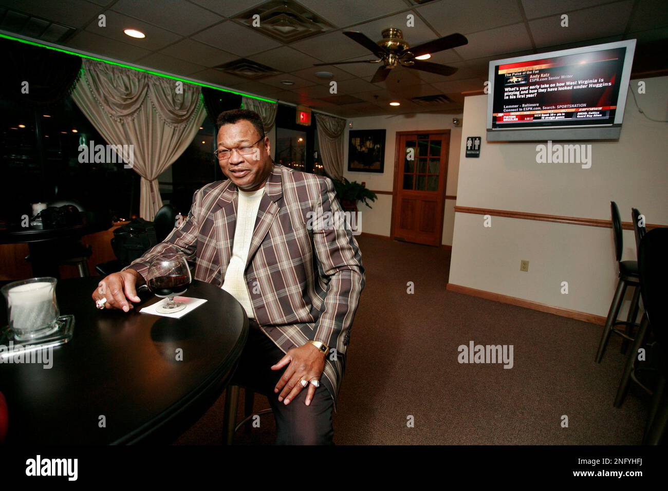 Heavyweight boxing champion Larry Holmes poses for a photograph in ...