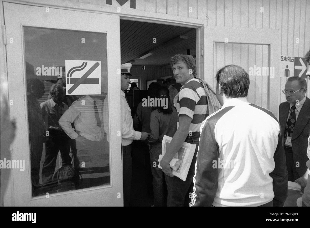 Wayne Brabender, American basketball star, now a naturalized Spaniard ...