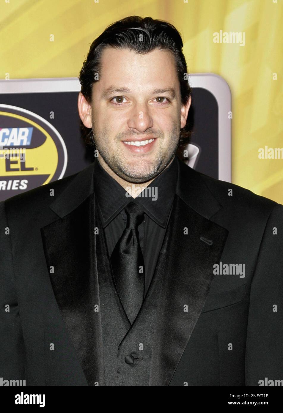 Tony Stewart arrives for the NASCAR Nextel Cup auto racing awards ...
