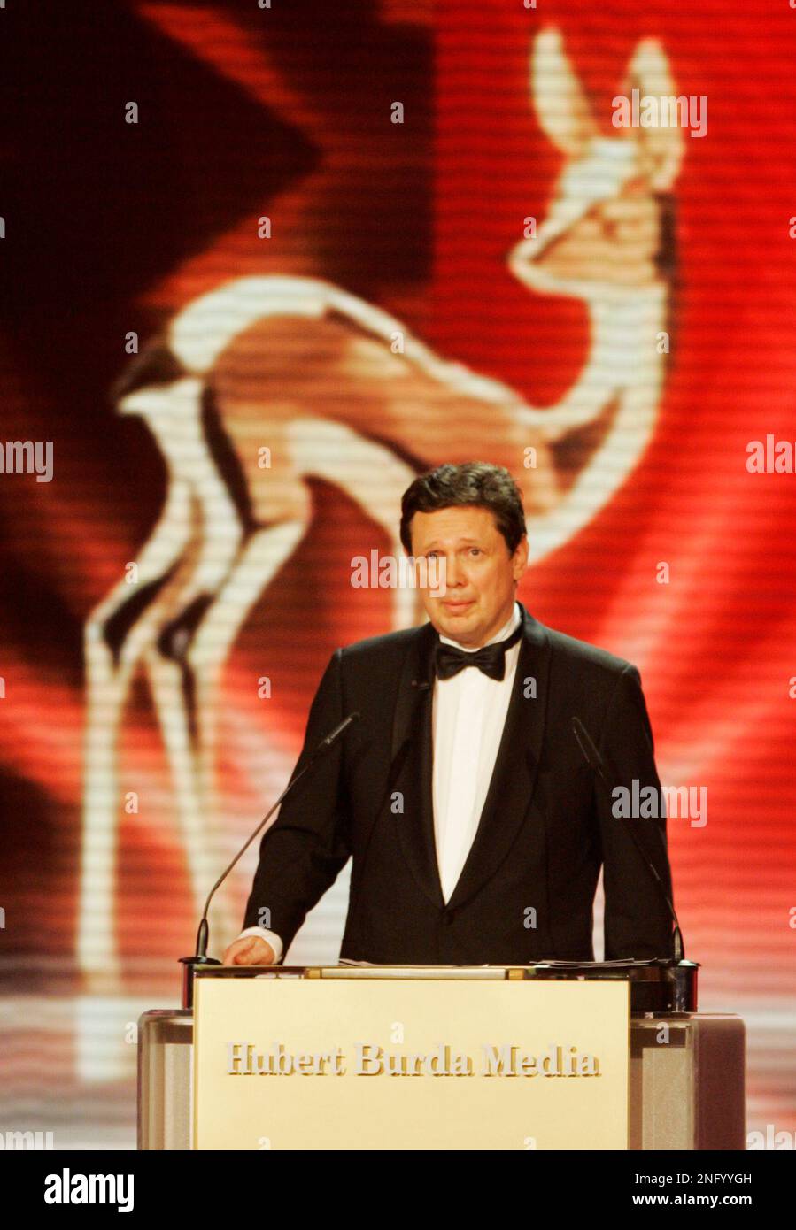 FAZ newspaper editor Frank Schirrmacher holds the honorific speech for ...