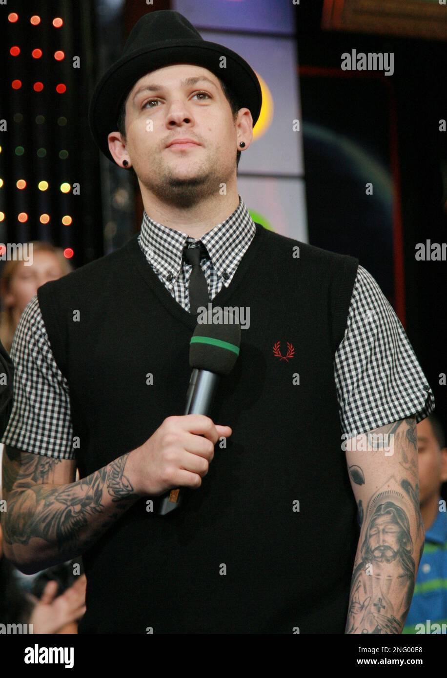 Good Charlotte band member Joel Madden makes an appearance on MTV's ...