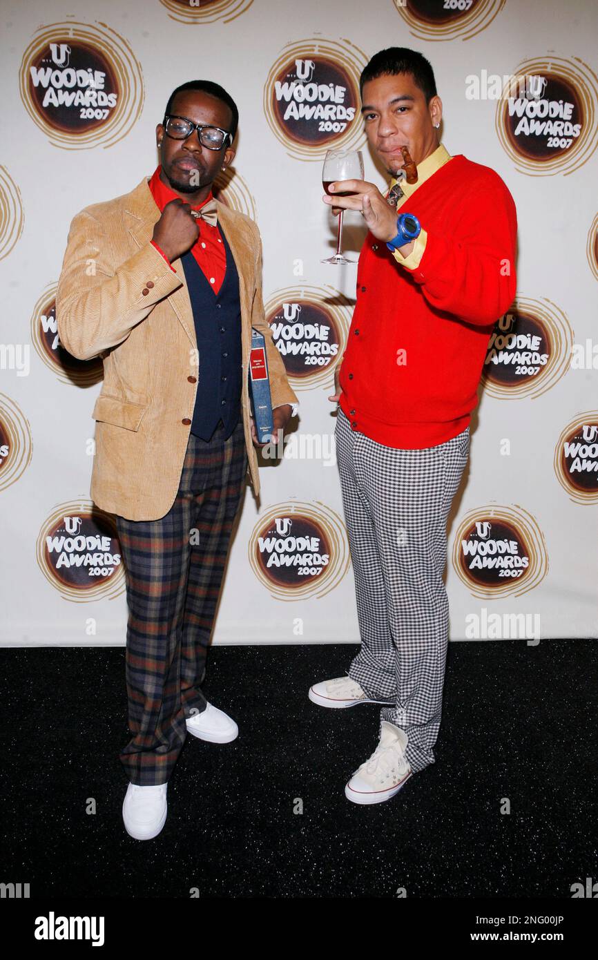 Naledge, left, and Double-0 of Kidz arrive at the mtvU Woodie Awards ...