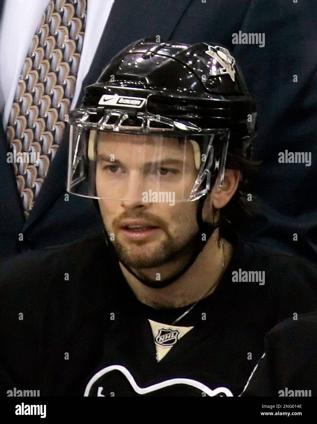 Pittsburgh Penguins' Petr Sykora of the Czech Republic against the New ...