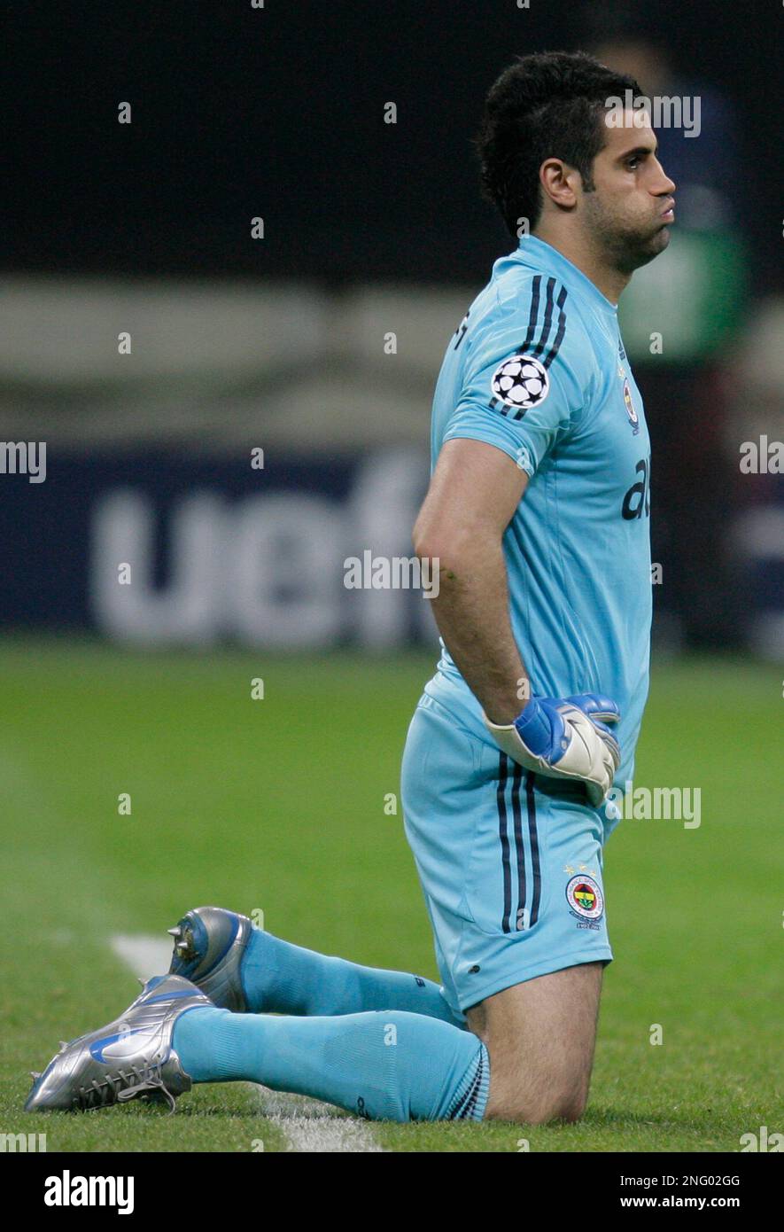Fenerbahce goalie Volkan Demirel during a Champions League, Group G ...