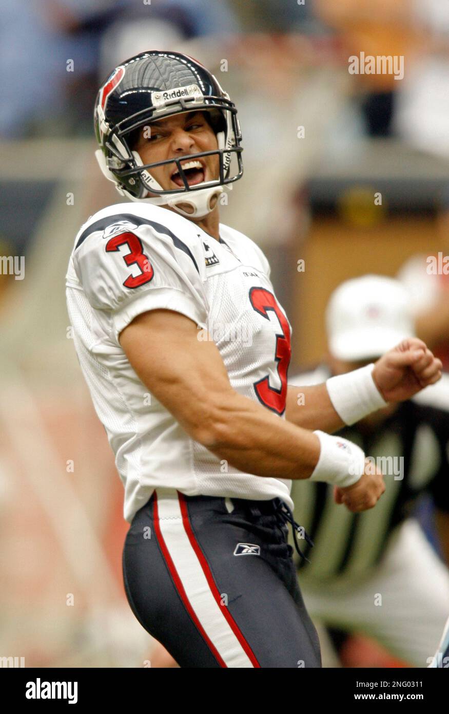 Houston Texans kicker Kris Brown during an NFL football game against ...