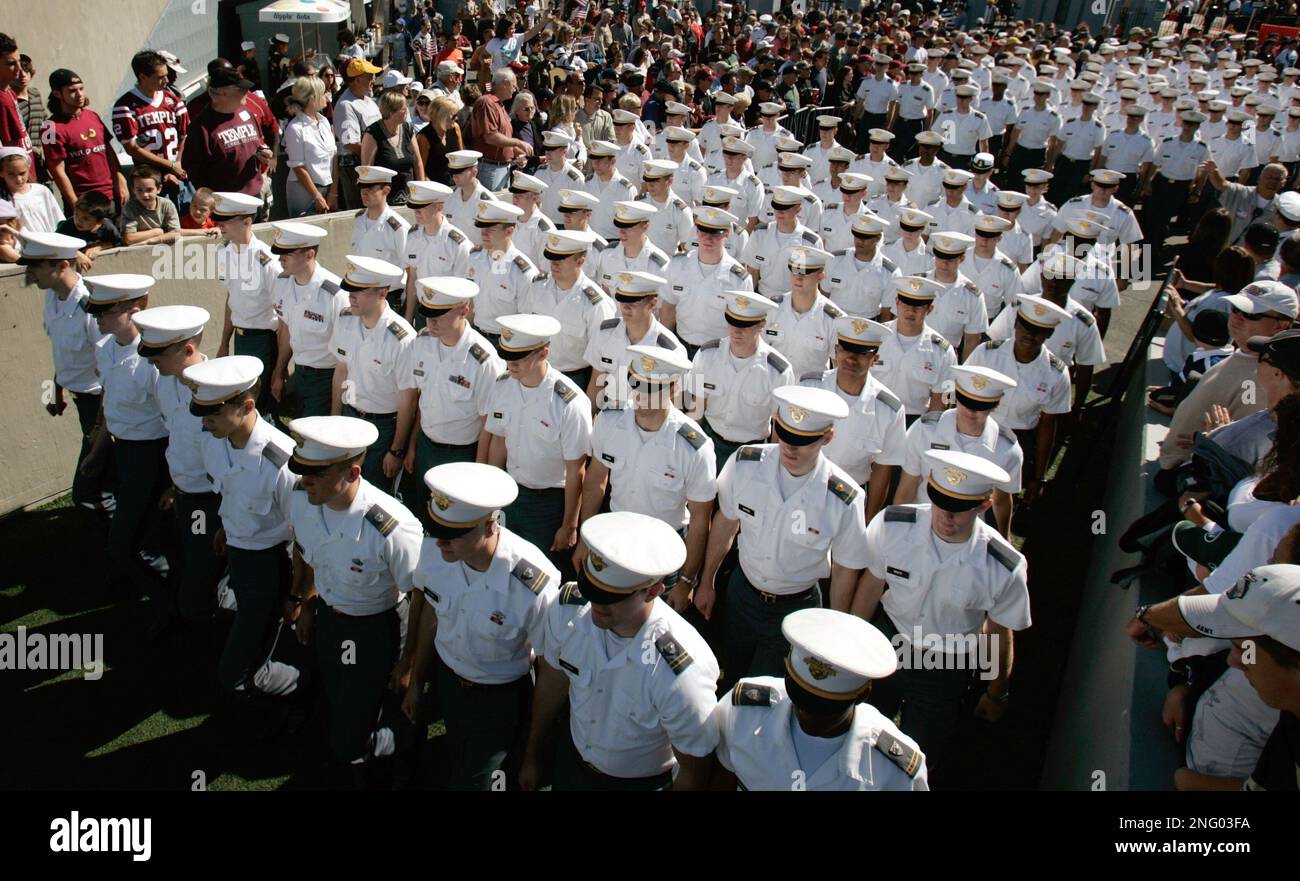 The Corps of Cadets enters Michie Stadium before a college football ...