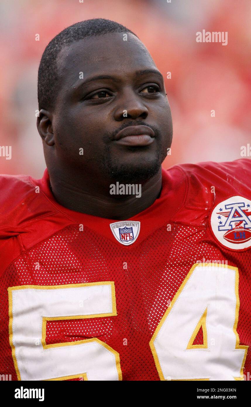 Kansas City Chiefs guard Brian Waters is pictured during a NFL football ...
